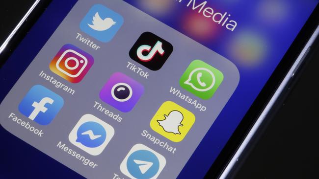 How To Make Folders On IPhone The Ultimate Guide DailyGam Tech